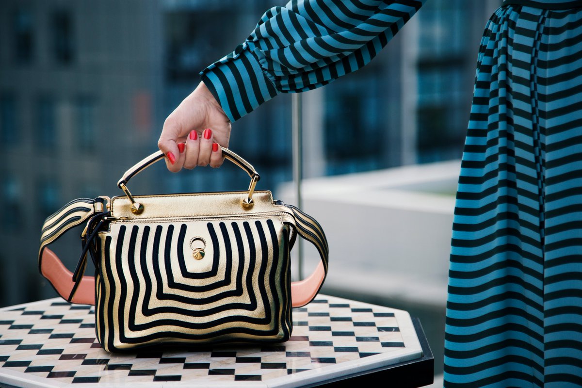 A Perfect Blend Of Style In Designer Handbags